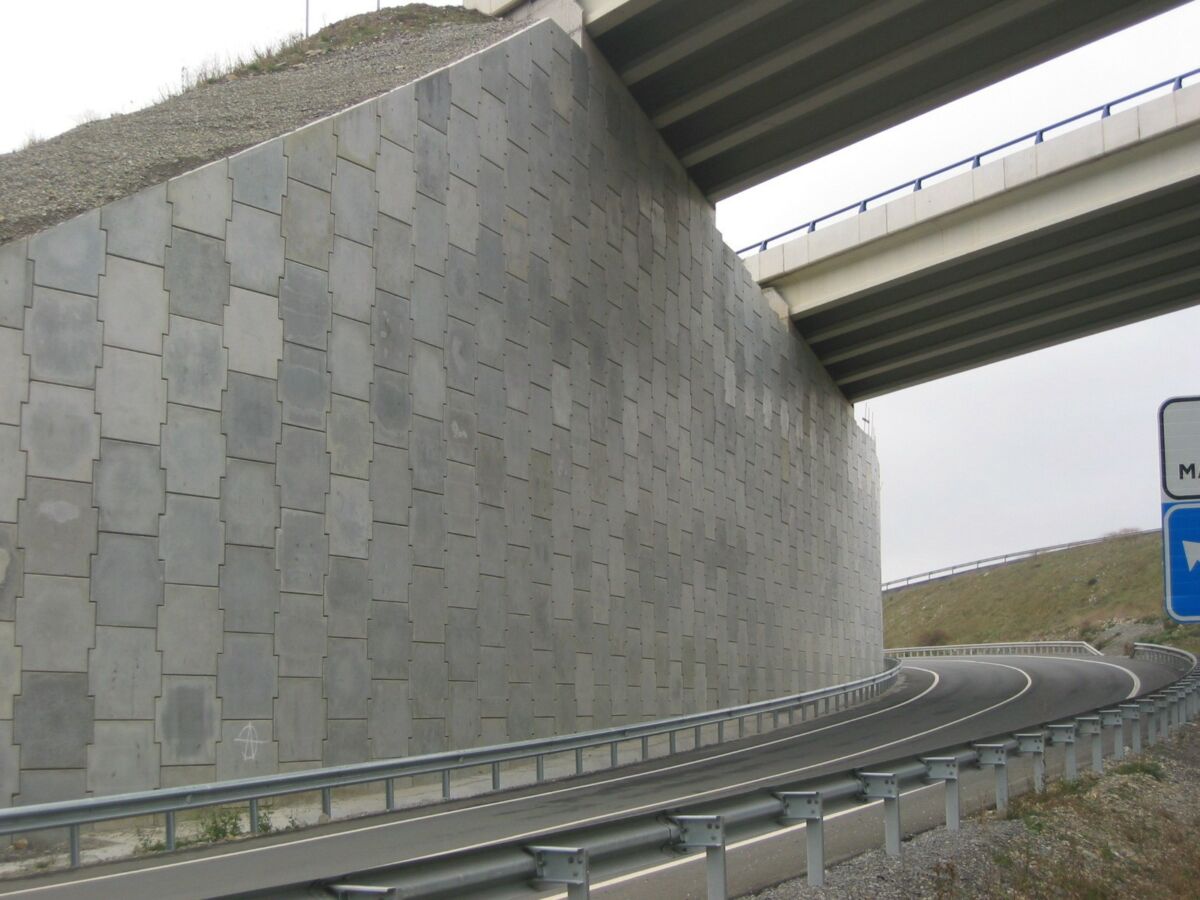 Reinforced Earth®, primera elección para muros de contención